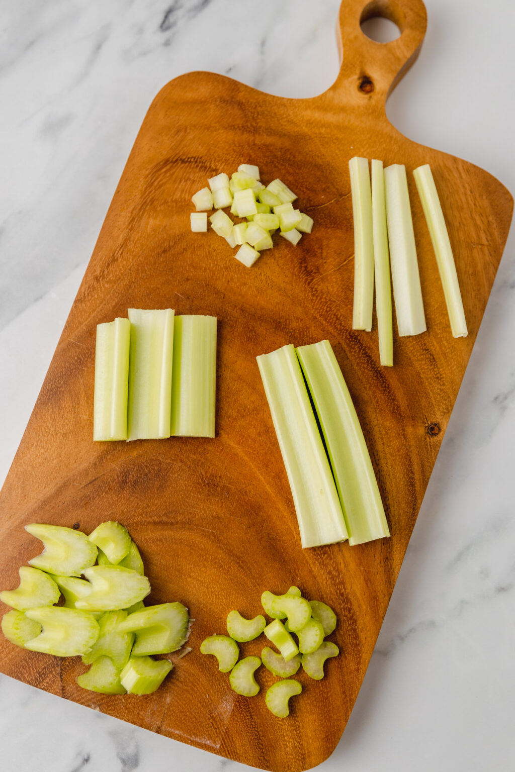 How To Cut Celery - yourcookingbuddy.com